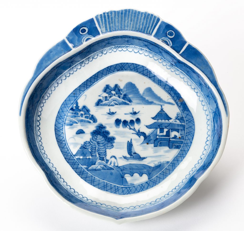 Shrimp Dish in the Blue Willow pattern - Wichita Art Museum